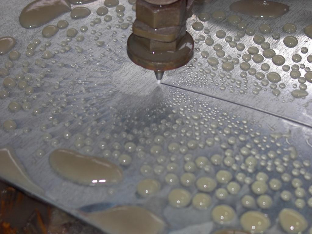 Finally a Low-Cost Waterjet (but closed source) – Open-Electronics