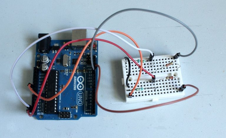 DIY an Arduino Powered Automatic Watering System - Open-Electronics