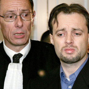 Serial art thief arrested again - Open Electronics - Open Electronics