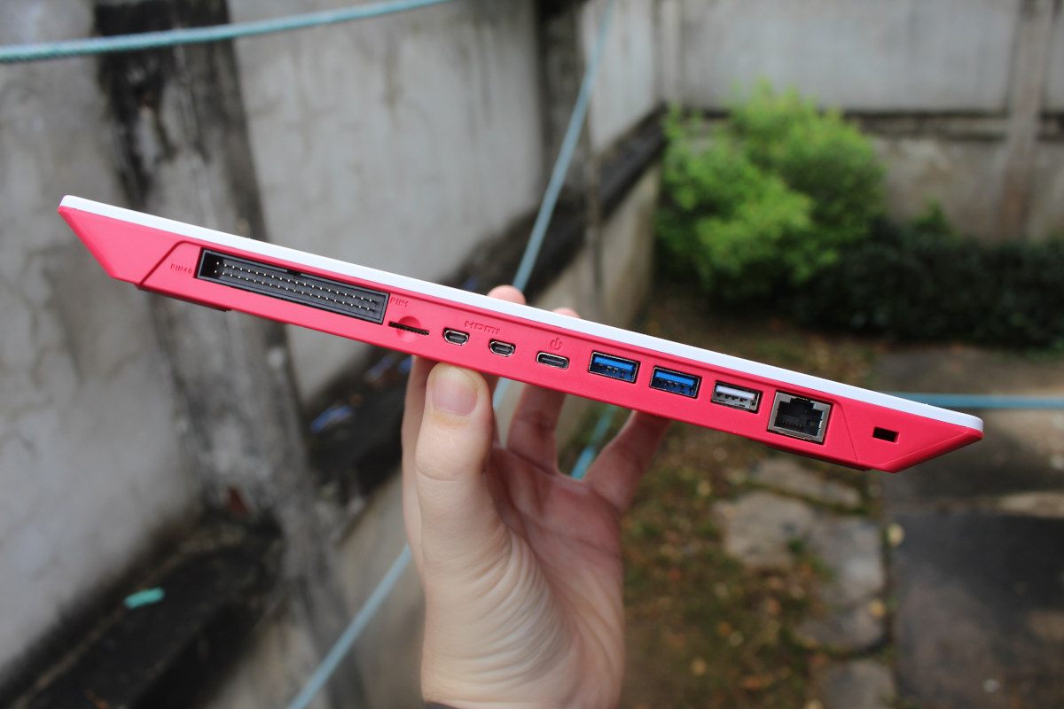 Raspberry Pi 400 Keyboard Computer Features 1.8 GHz BCM2711C0 Processor ...