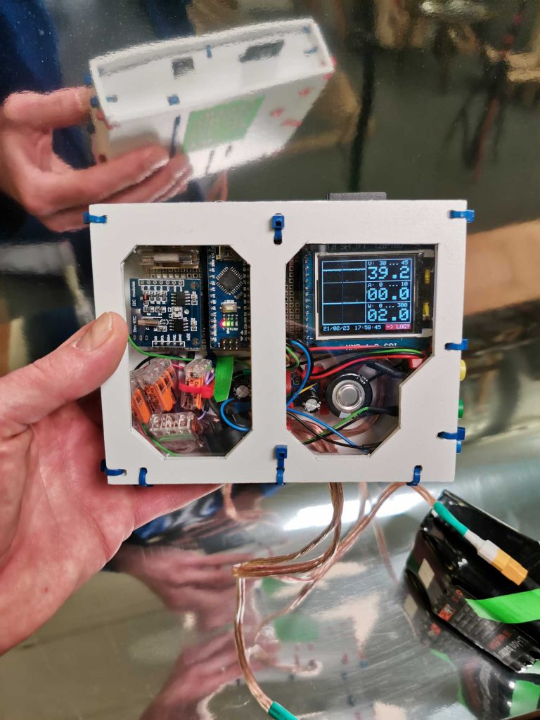 Hoverboard Power Monitor based on Arduino Nano - Open-Electronics