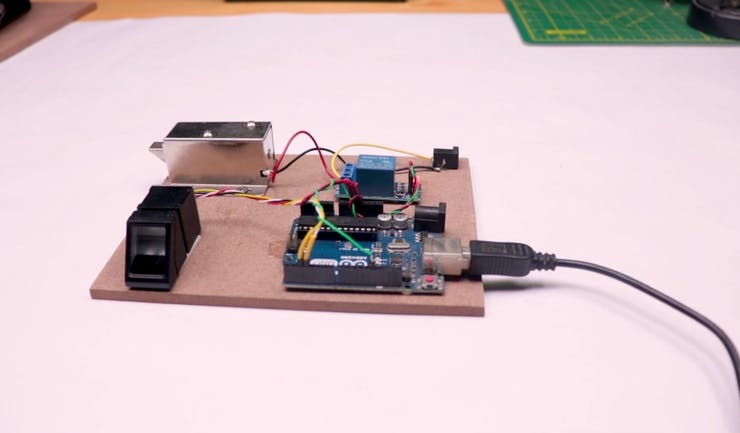 Fingerprint door lock system - Open-Electronics